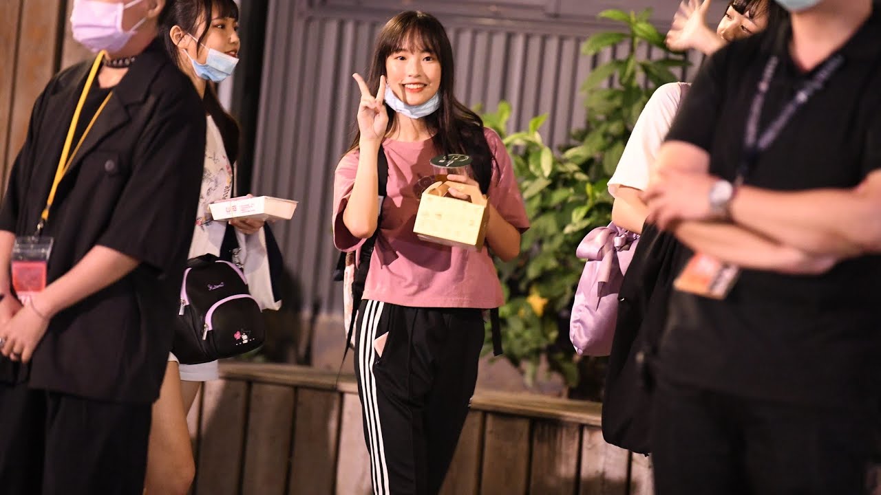 【AKB48 TeamTP】2020 09 19 AKB48 TeamTP 1st Stage「RESET」初日 ～Unit Bellflower 風鈴草～見送@華山烏梅劇院 - YAYAFA