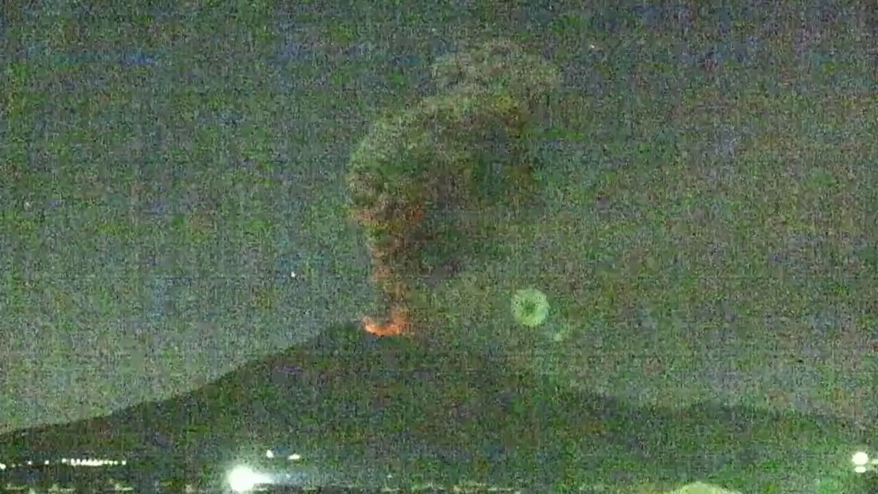 February 5, 2021, ~ Explosion ~ 桜島 Sakurajima Volcano, Japan ~ 04:24 JST - YAYAFA