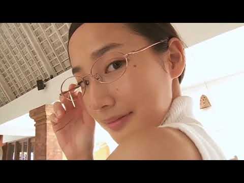 絃花みき、SNSで人気が高かった大胆水着で3枚目のDVDをPR！ - YAYAFA