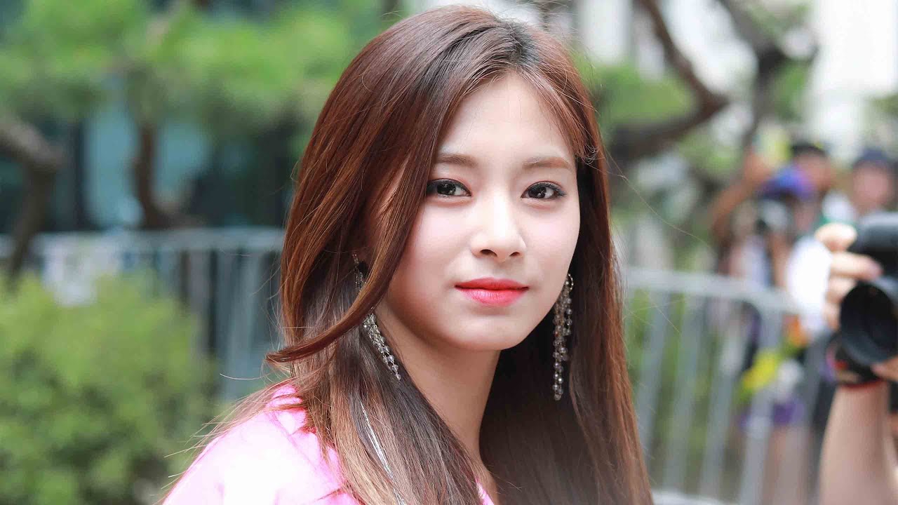 [TWICE 1001] TZUYU, the new brand muse of "ZOOC" - YAYAFA