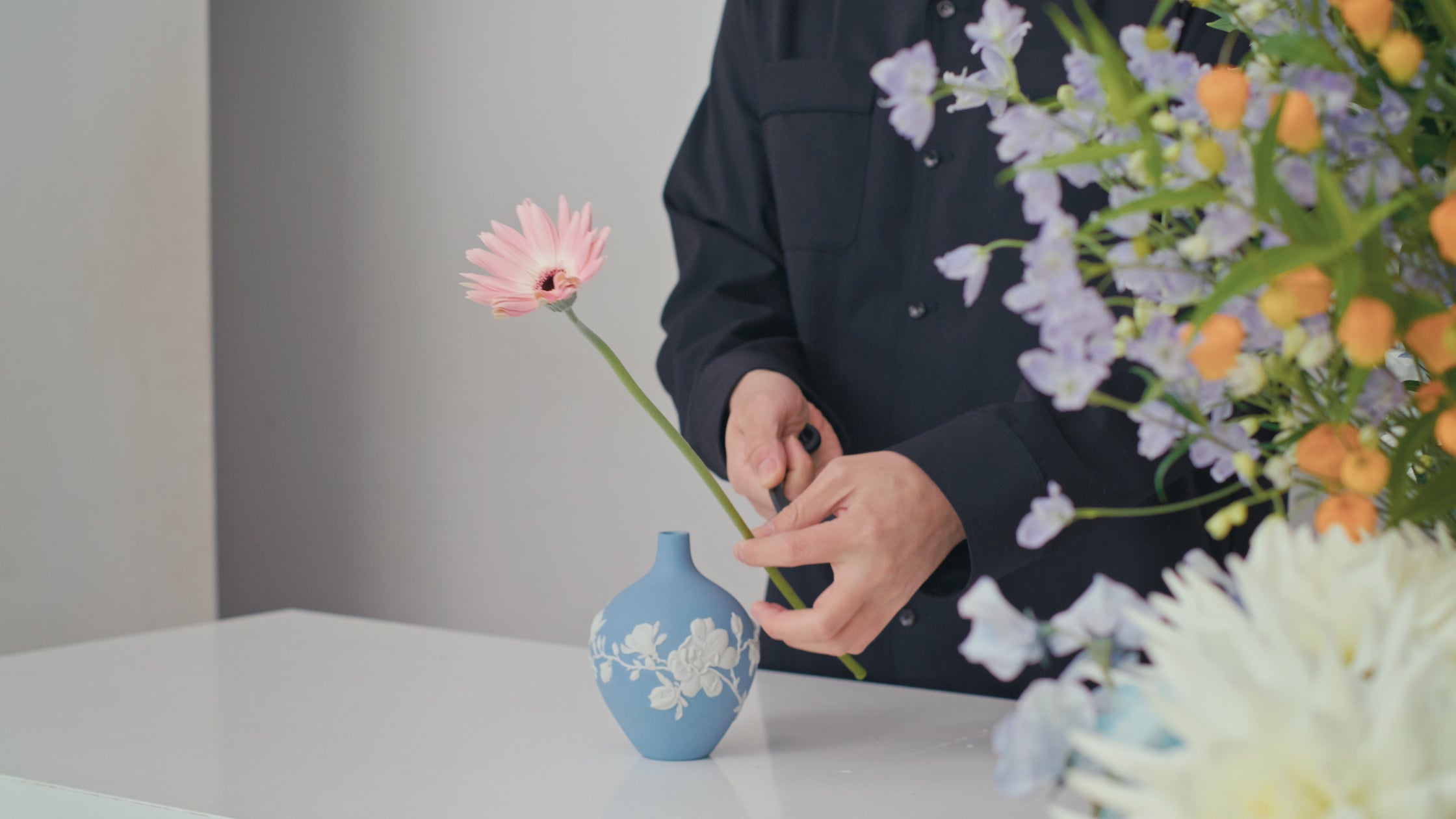 【ウェッジウッド】Art of Flowers - 家にアートを。毎日に彩りを。 - YAYAFA